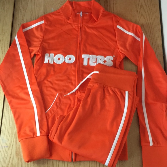 Hooters | Pants & Jumpsuits | New Rare Vintage Hooters Girl Uniform ...